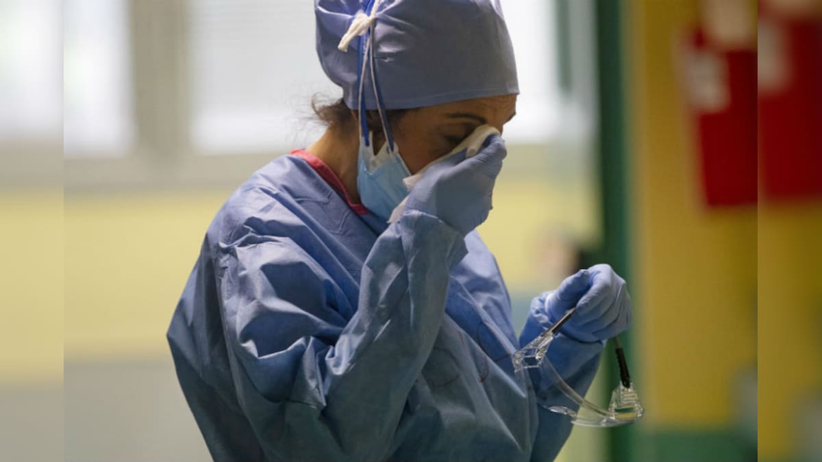 'For 50 Days, No Kisses, No Hugs': Italian Nurse at Forefront of Virus ...