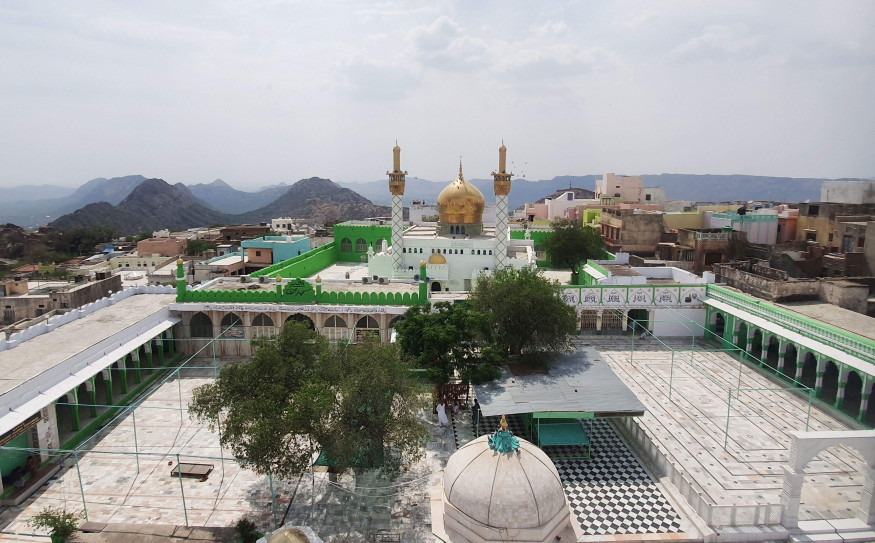 Ramadan 2020: Spectacular Pictures of Mosques Around the World - News18