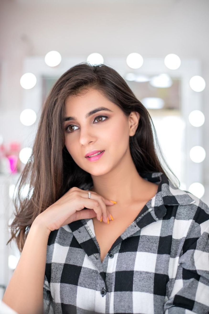 See Glamorous Pictures of Shaurya Sanadhya Tulshyan, An Epitome of ...