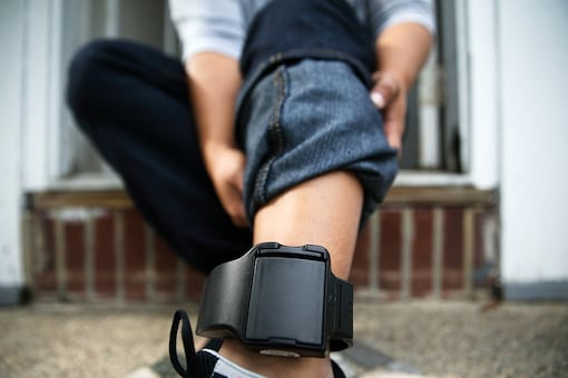 Many US States Are Exploring House Arrest Technology to Keep COVID-19 ...