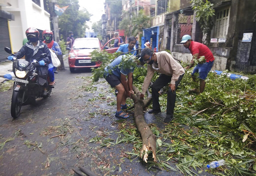 Recovery Begins After Super Cyclone Amphan Ravages Bengal, Odisha - News18