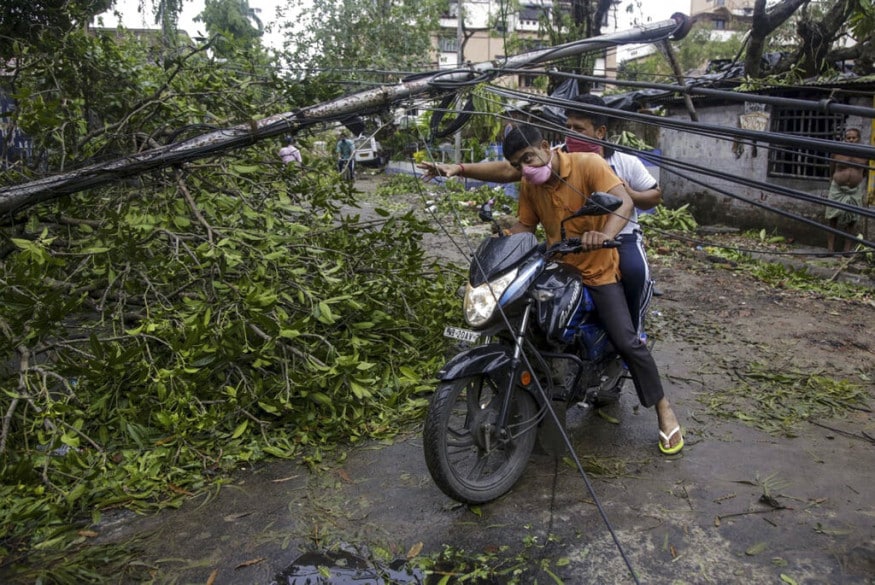 Recovery Begins After Super Cyclone Amphan Ravages Bengal, Odisha - News18