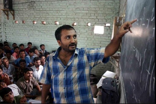 Super 30 Fame Anand Kumar, CSC to Tutor Rural Students for IIT JEE for ...