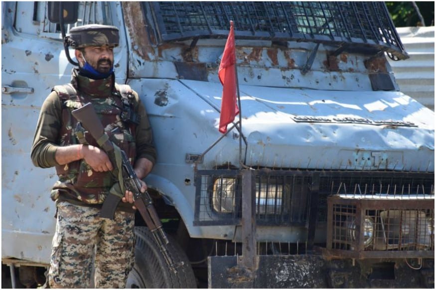 Pulwama Encounter: Top JeM man Fauji Bayi Among Militants Killed - News18