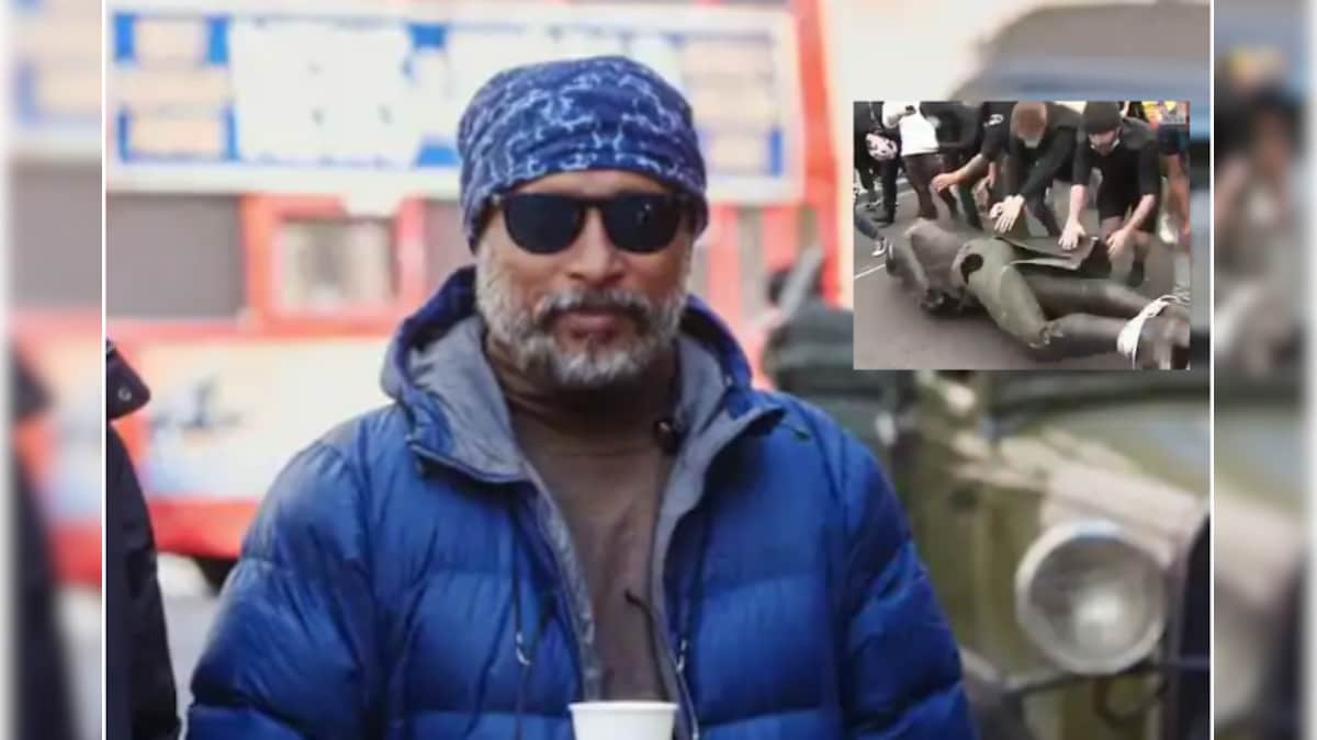 Hirak Rajar Deshe? Protesters Toppling Edward Colston's Statue Reminds ...