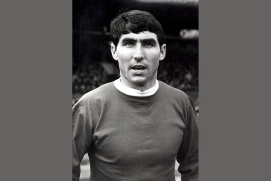 Manchester United Legend Tony Dunne, Who Played in Their 1st European ...