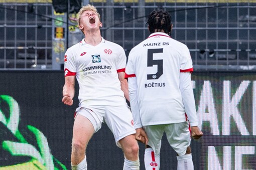 19-year-old Jonathan Burkardt Scores 1st Top Flight Goal as Mainz Shock ...