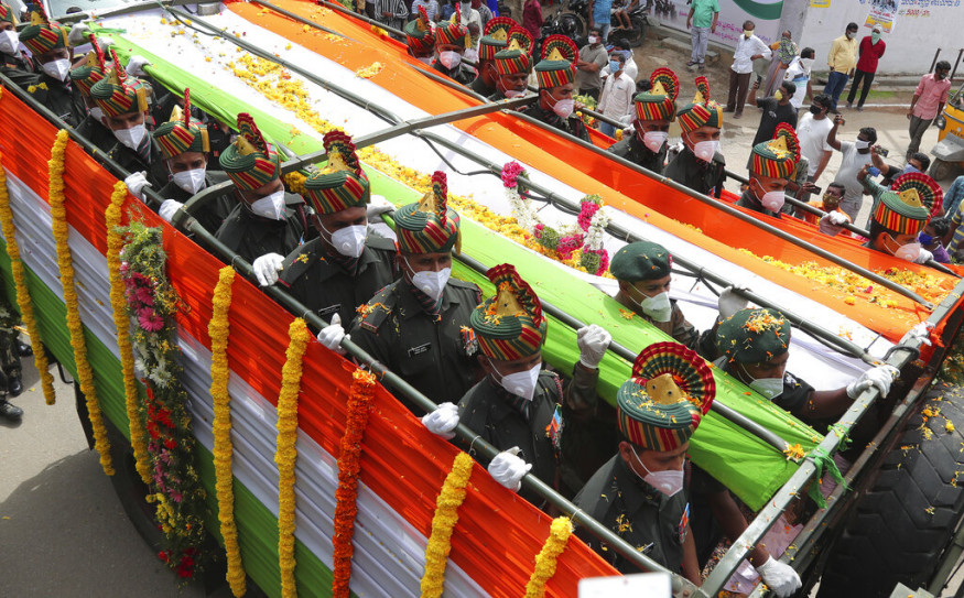 Col. Santosh Babu's Funeral: Family, Friends Bid Teary Farewell - News18