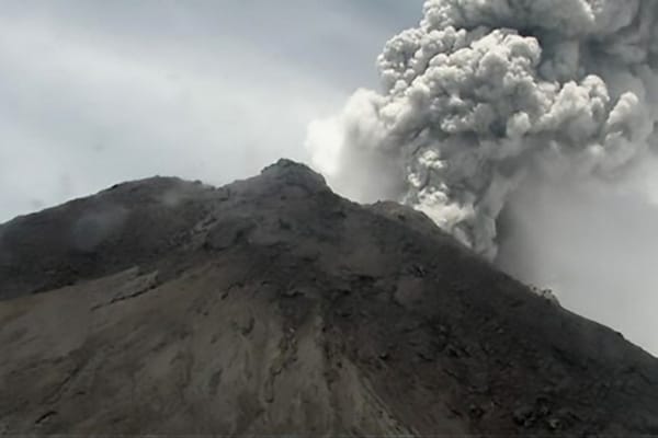 Indonesia Volcano-Eruption News: Latest Indonesia Volcano-Eruption News ...