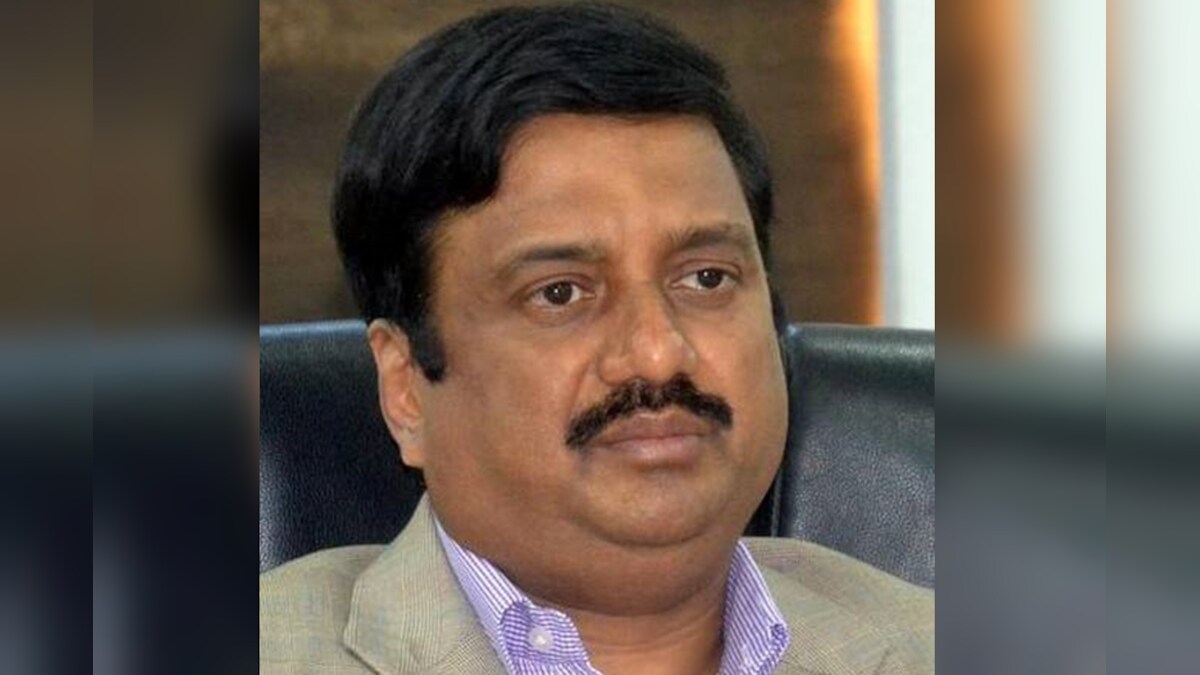 Senior IAS Officer BM Vijay Shankar, Prime Accused in IMA Ponzi Scam, Hangs Himself at Bengaluru ...