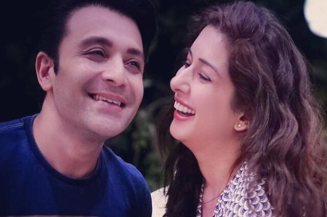 Actress Samekhsa Singh Ties the Knot with Singer Shael Oswal in ...