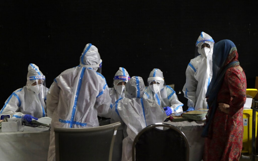 COVID-19: Doctors & Nurses Inside an Isolation Center Fighting ...