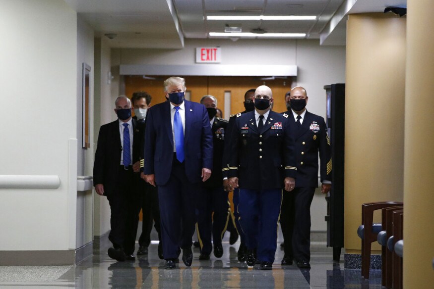 Donald Trump Dons Mask in Public for First Time During COVID-19 ...