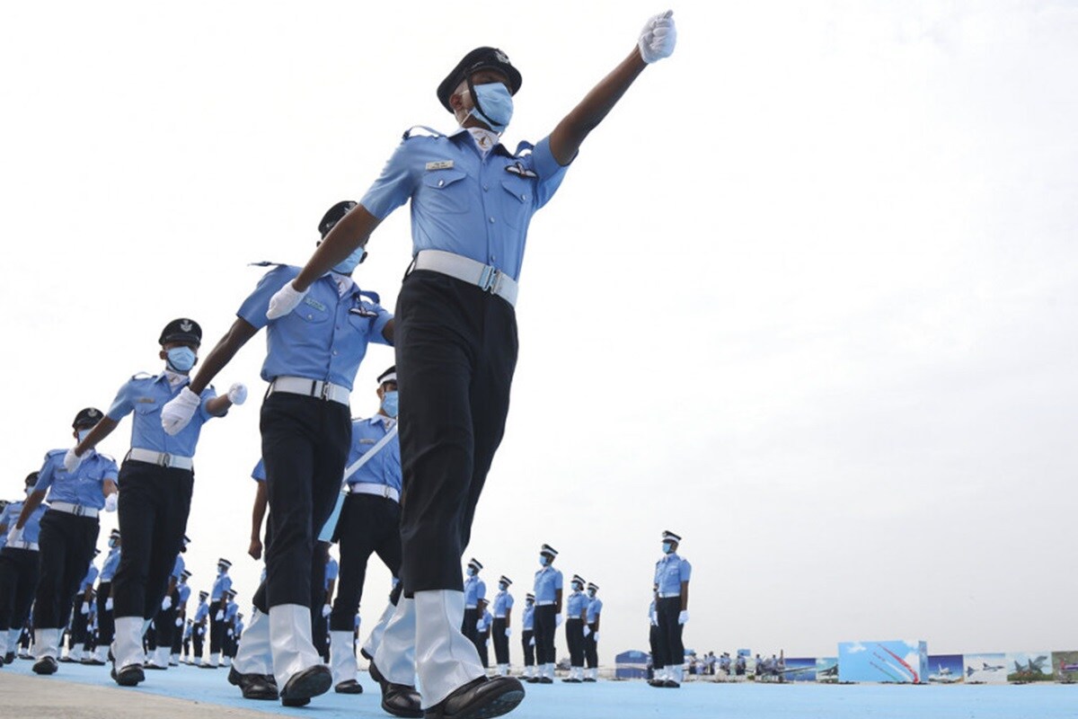 Air Marshal V R Chaudhari Takes Over as Chief of IAF's Western Air Command