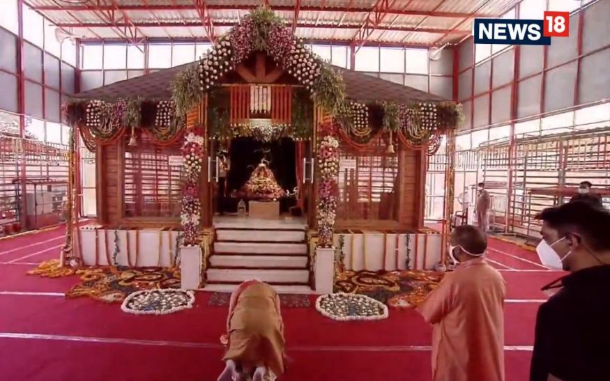 PM Modi Lays Ram Temple Foundation Stone in Ayodhya - News18