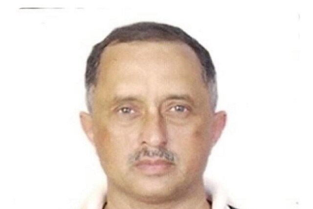 Captain Deepak Sathe, Commander of Ill-fated Air India Flight, Was a ...