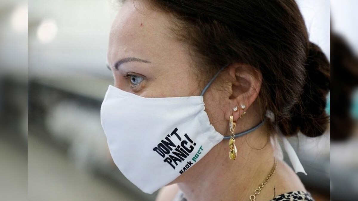 Can Your Mask Block Water Droplets? US Physician Demonstrates with a ...