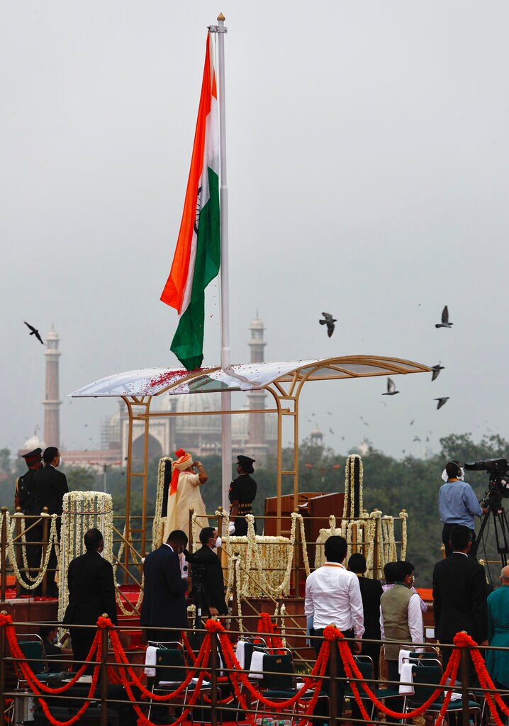 74th Independence Day: PM Narendra Modi Unfurls Tricolour at Red Fort ...