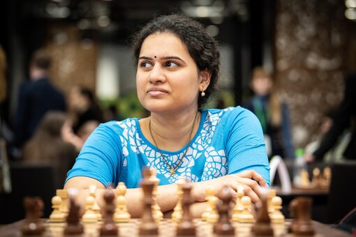 India Storm Into Chess Olympiad Final as Koneru Humpy Wins Armageddon ...