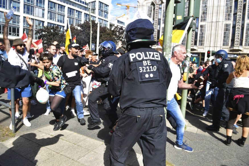 Germany Protest Photos: Thousands of People Protest in Berlin Against ...