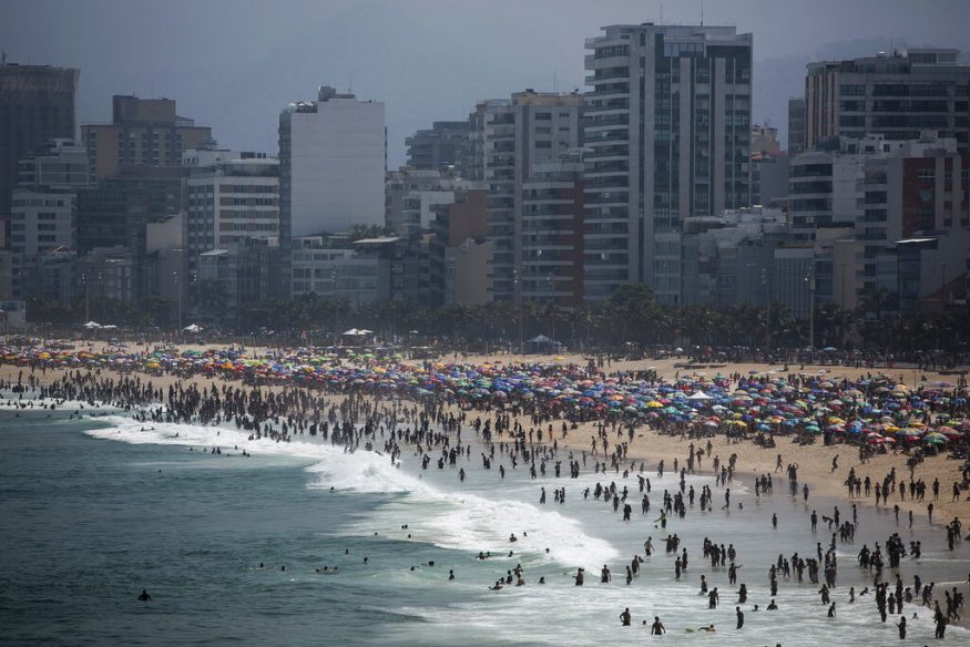 Quarantine-Weary Brazilians Flock to Beaches Despite Strict COVID-19 ...