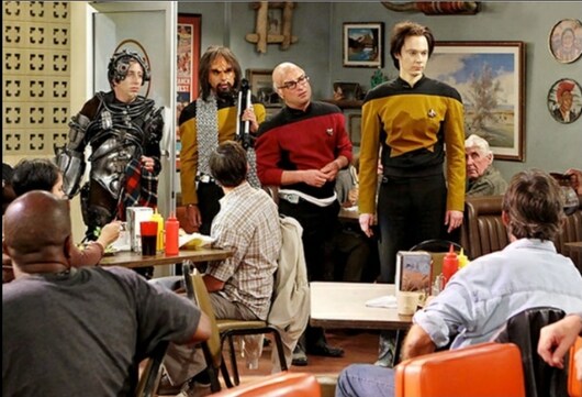 5 Moments From Big Bang Theory That Make Sheldon the Biggest Star Trek ...