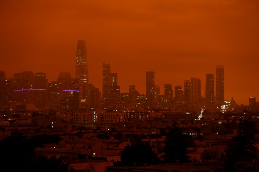 In Pictures: Massive Fire & Thick Smoke Turns Skies Orange in ...