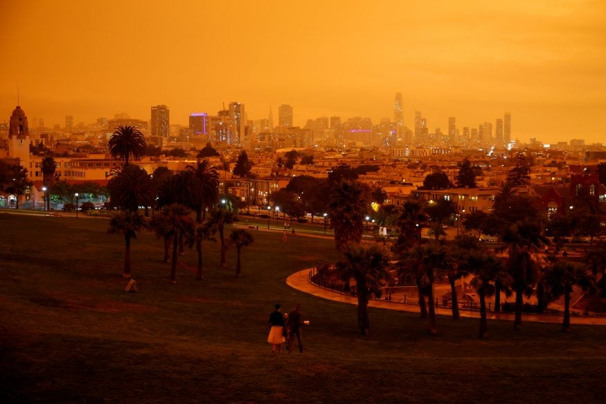 In Pictures: Massive Fire & Thick Smoke Turns Skies Orange in ...