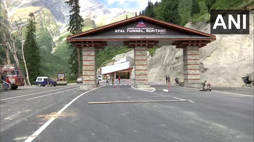 Atal Tunnel at Rohtang: World's Longest Tunnel at 10,000 Feet All Set ...