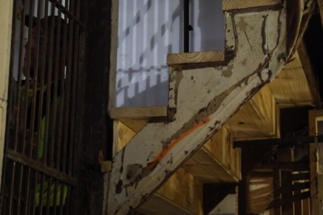 Victorian-era Stairs, Fireplace: Renovation of Florida Hotel Turns Into ...