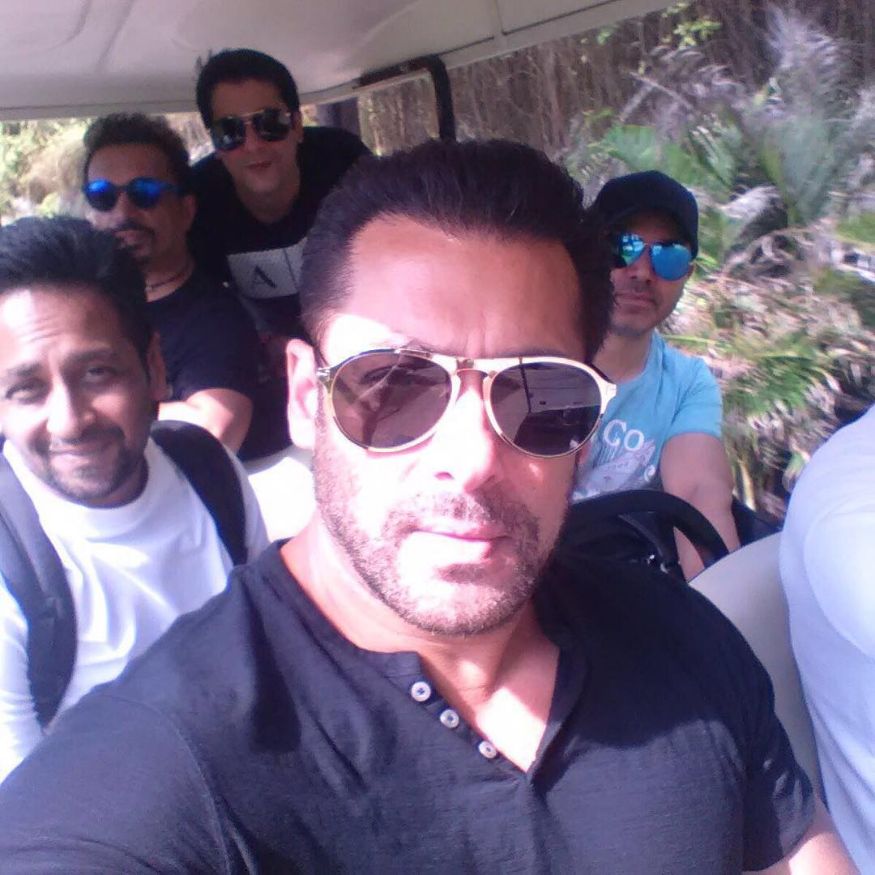 Salman Khan to Start Shooting For Radhe From Oct 2 Following All ...