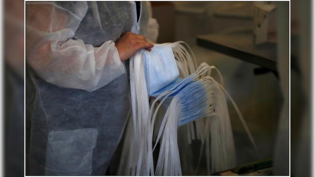 Wearing Face Mask Causing Pain in Ears? 17-Year-Old Girl from West ...