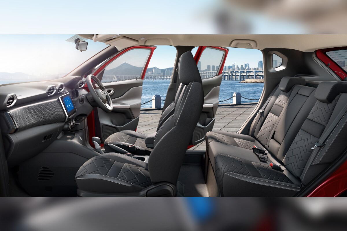 Nissan Magnite Compact SUV Detailed Image Gallery: Exterior, Interior ...