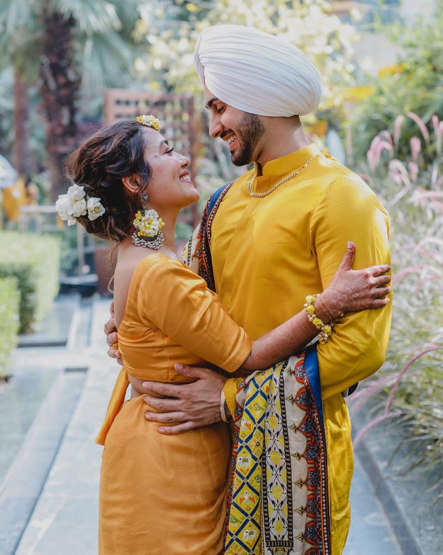 Neha Kakkar and Rohanpreet Singh's Haldi Ceremony Pictures - News18