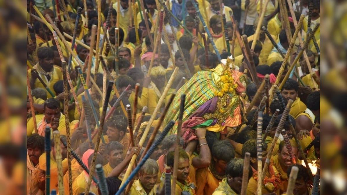 Andhra Pradesh's Kurnool Police Cancel 'Devaragattu' Stick Fighting ...