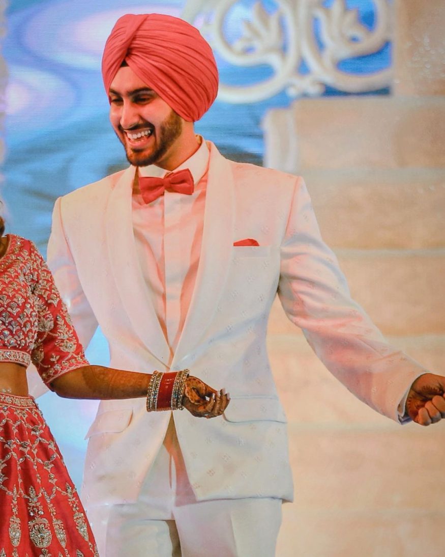 Every Candid Photos From Neha Kakkar & Rohanpreet Singh's Wedding Gala ...