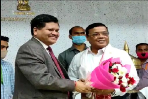 Jishnu Barua Replaces Kumar Sanjay Krishna, Assumes Office as New Assam ...
