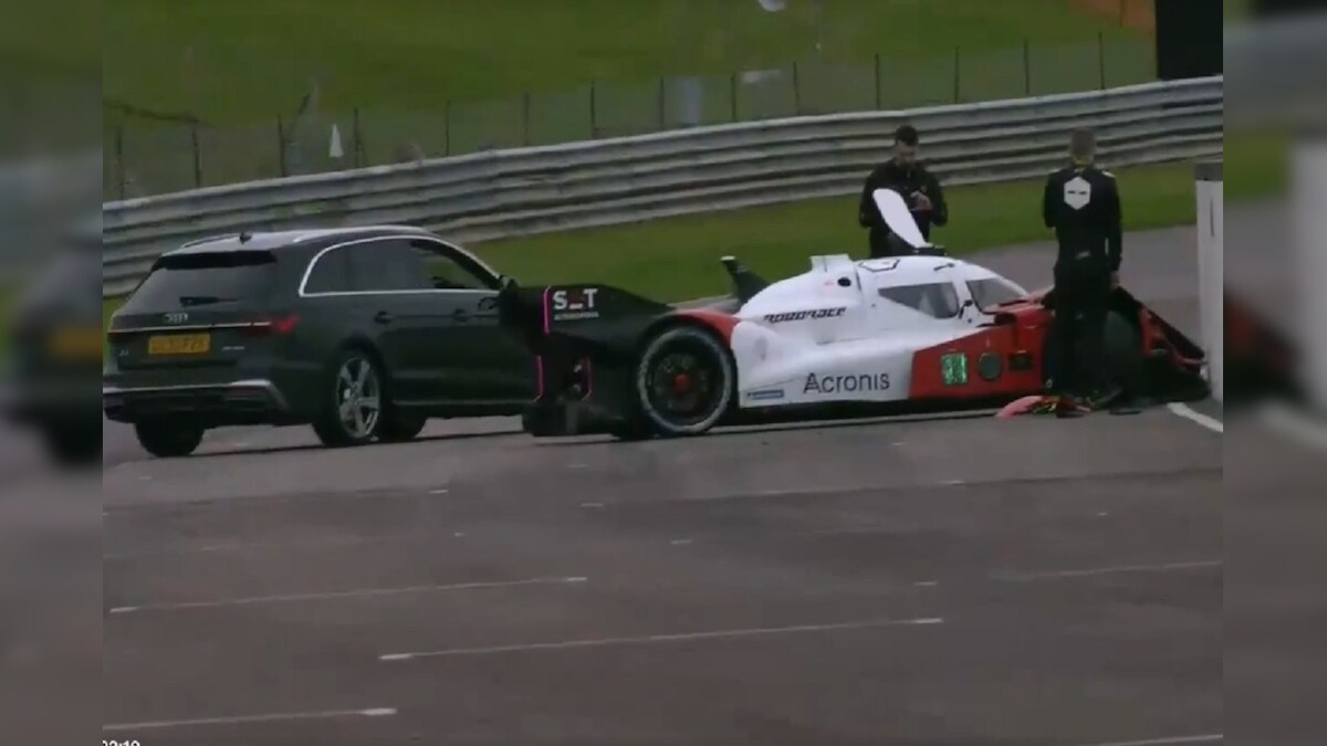 Self-Driving Racecar Crashes at the First Ever Roborace Autonomous ...