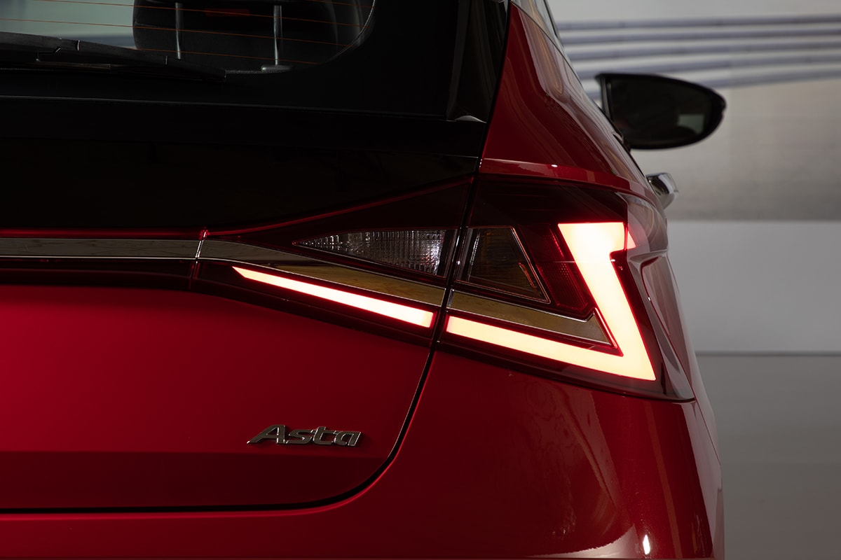 2020 Hyundai i20 360 View: Take a Closer Look of the Compact Hatchback ...