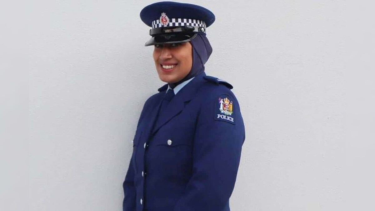 New Zealand Police Introduce Hijab to Their Official Uniform, First ...