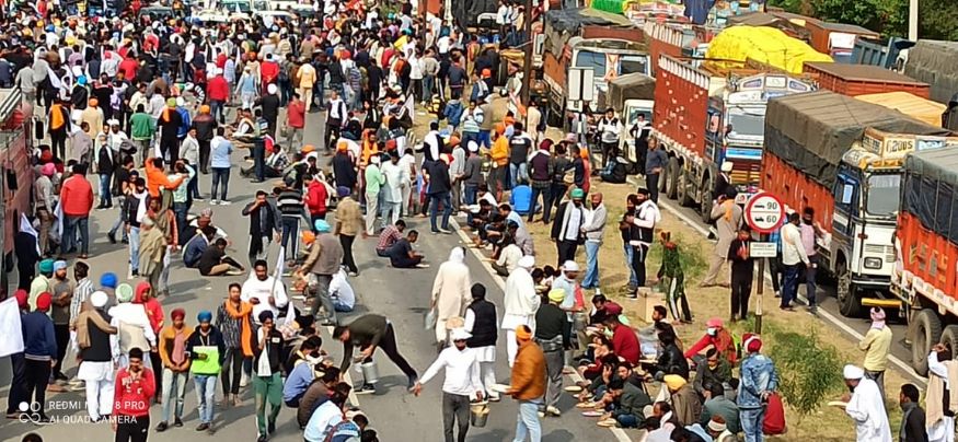 Powerful Photos From the 'Delhi Chalo' Farmers' Protest