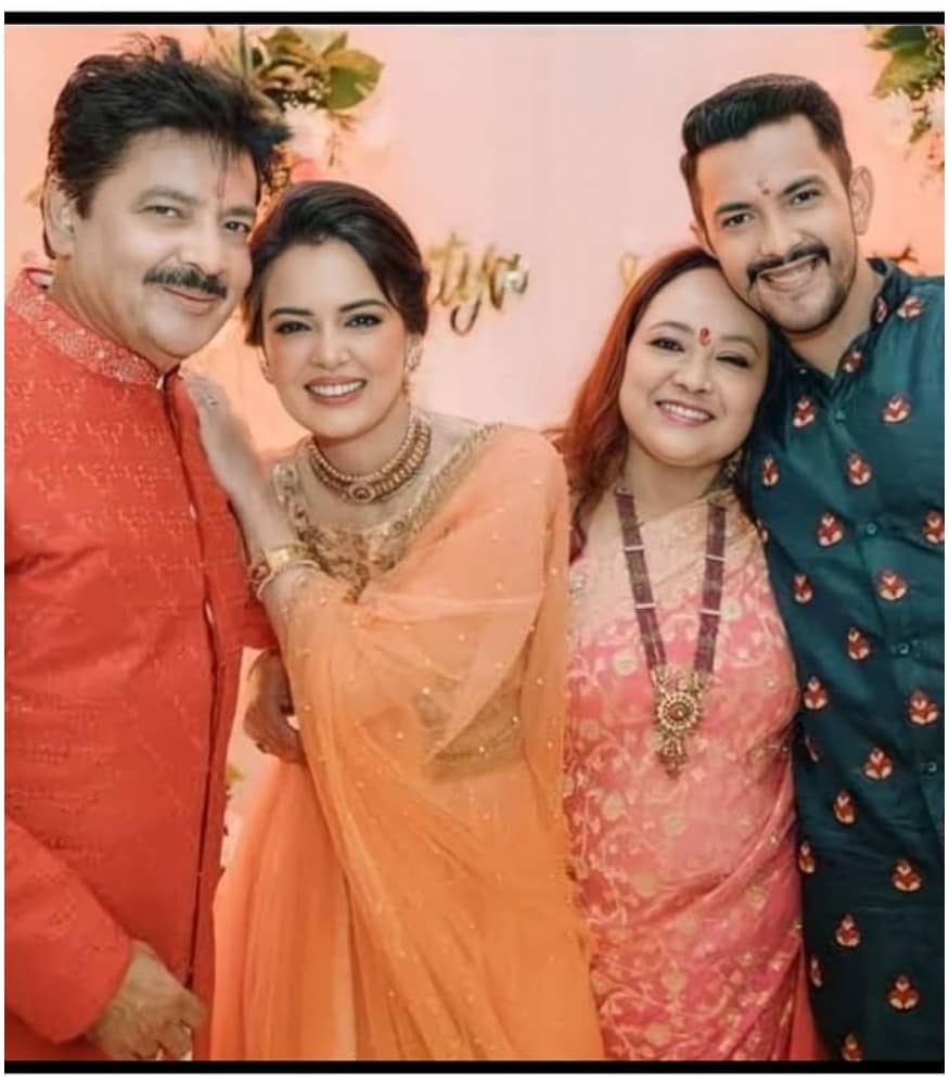 Snapshots from Aditya Narayan and Shweta Agarwal's Pre-Wedding ...