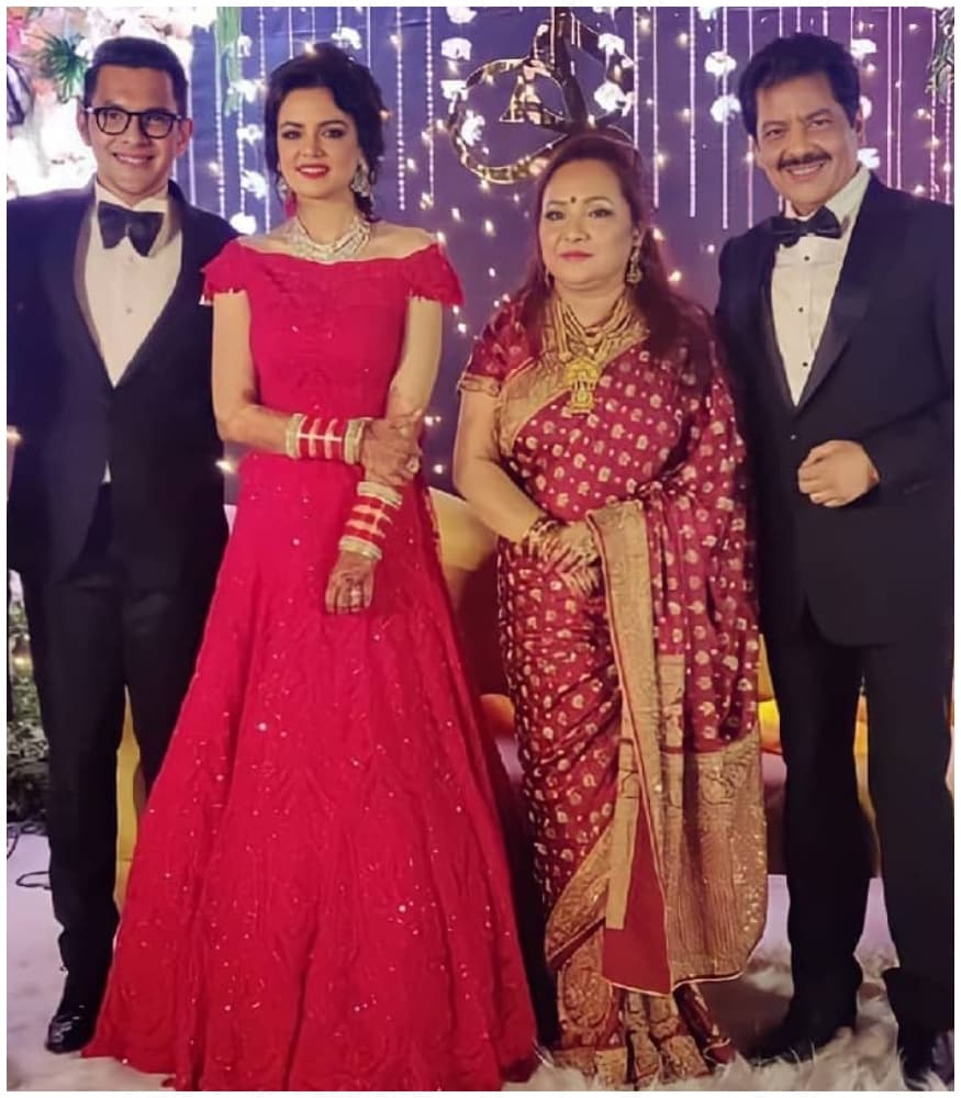 In Pics: Aditya Narayan Ties the Knot with Shweta Agarwal - News18