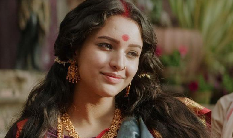 7 Women Characters in Hindi Films of 2020 That We Deserve in 2021 ...
