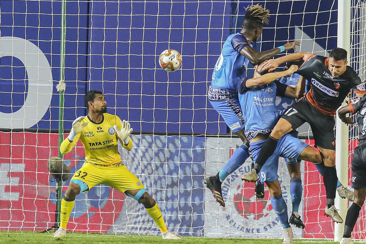 ISL 2020-21: Angulo Scores Twice as FC Goa Beat Jamshedpur FC 2-1, In ...