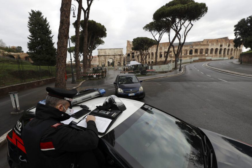 Italy Enters Christmas Lockdown Amid New Coronavirus Surge - News18