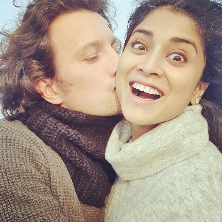 Shriya Saran's Liplock Pic with Hubby Goes Viral. Check Out The Couple ...