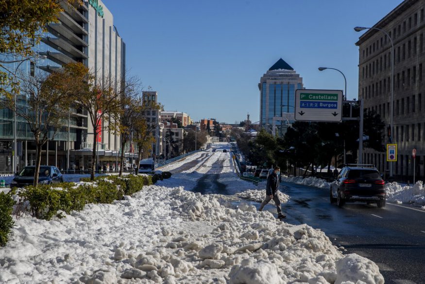 Heavy Snowfall Dips Mercury Level in Spain to Its Lowest in 20 Years ...