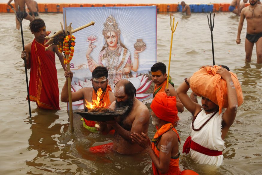 Makar Sankranti 2021: Thousands of Devotees From All Across Country ...