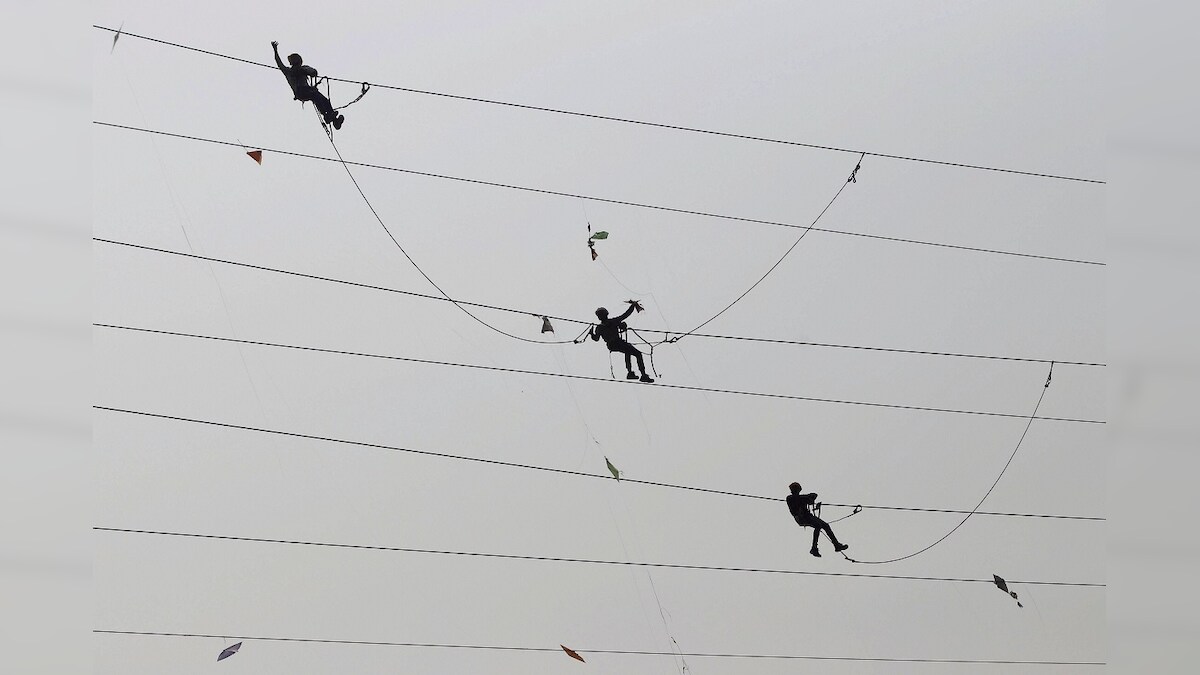 3 Men in Critical Condition After Kite String Stuck in Powerline ...